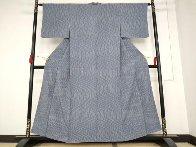 ■■■　サイズ　■■■ 身丈 156cm（肩から） 裄丈 62cm 袖丈 45cm　縫込み 4cm 袖幅 32cm 前幅 24.5cm 後幅 26cm 着物縫いこみ 内揚げ 0cm 裄 お袖側 約2cm　身頃側 約4cm ■■■　商品詳細　...