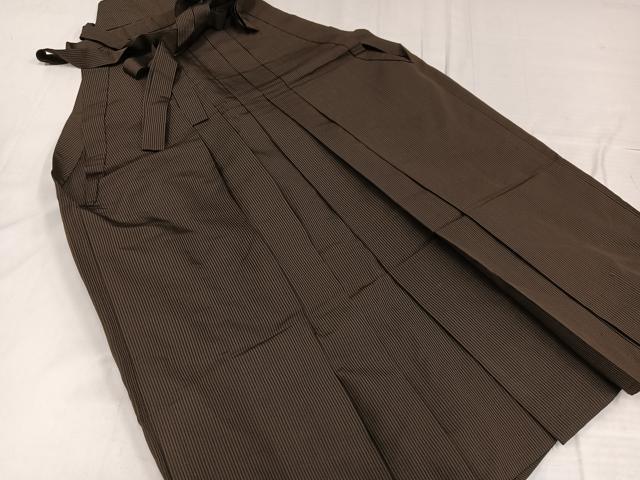 ■■■　サイズ　■■■ 紐下丈　約84.5cm ■■■　商品詳細　■■■ 【正絹】 状態は接写画像のように一の襞・二の襞に薄い汚れがございますが その他特に目立ったシミ汚れなどもなく大変良い状態です。 大変上質な逸品になります。 お安く出品...