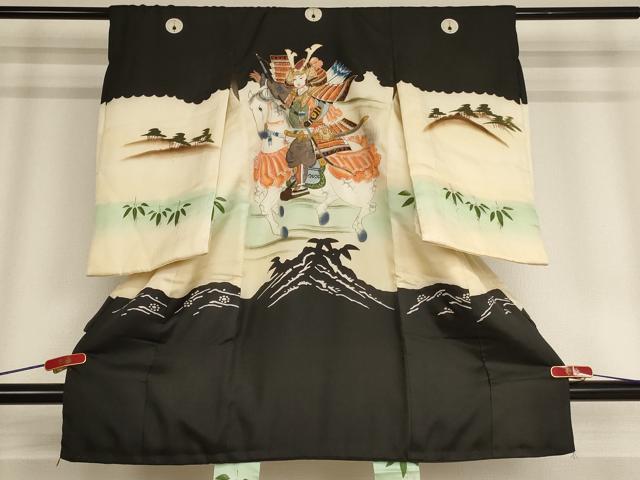 ■■■　サイズ　■■■ 【着物】 身丈 94.5cm（肩から） 裄丈 41cm 袖丈 57cm ■■■　商品詳細　■■■ 産着【正絹・五つ紋】の状態は接写画像のように上前・下前・左袖に汚れがございますが その他特に目立ったシミ汚れなどもなく...