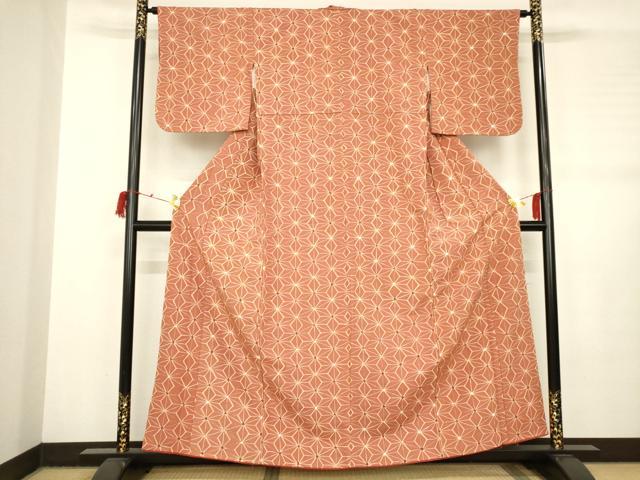 ■■■　サイズ　■■■ 身丈 158.5cm（肩から） 裄丈 64cm 袖丈 48cm　縫込み 3cm 袖幅 33cm 前幅 22cm 後幅 29cm 着物縫いこみ 内揚げ 0cm 裄 お袖側 約2cm　身頃側 約2cm ■■■　商品詳細　...