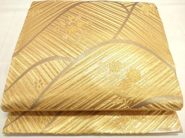 ■■■　サイズ　■■■ 長さ 428cm 幅 31cm程 ■■■　商品詳細　■■■ 【正絹・芯なし】 詳細に関しましては、画像をご確認ください。 大変上質な逸品になります。 お安く出品致しますので、是非この機会にいかがでしょうか？ ■■■　...