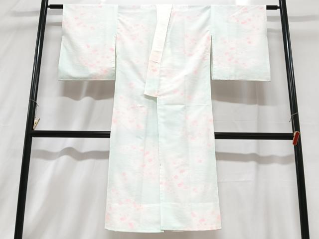■■■　サイズ　■■■ 身丈 125cm（肩から） 裄丈 62cm 袖丈 47cm　縫込み 6.5cm 袖幅 32cm 前幅 30.5cm 後幅 30.5cm 着物縫いこみ 内揚げ 0cm 裄 お袖側 約3cm　身頃側 約2cm ■■■　商...