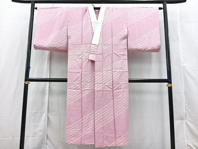 ■■■　サイズ　■■■ 身丈 138cm（肩から） 裄丈 64.5cm 袖丈 51.5cm　縫込み 9cm 袖幅 32.5cm 前幅 29cm 後幅 32cm 着物縫いこみ 内揚げ 4cm 裄 お袖側 約3cm　身頃側 約1cm ■■■　商...