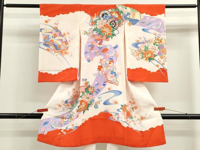 ■■■　サイズ　■■■ 【着物】 身丈 96cm（肩から） 裄丈 44.5cm 袖丈 54.5cm ■■■　商品詳細　■■■ 産着【表地：正絹・胴裏：化繊、襦袢：化繊】の状態は接写画像のように表地所々・襦袢の胴裏に薄い汚れがございます。 大...