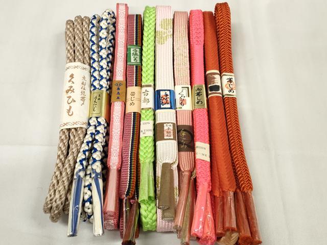 ■■■　商品詳細　■■■ 【未使用】 ※こちらのお品はまとめての出品となりますので、 汚れ・サイズ等の詳細は記載しておりません。 ご理解の上でのご入札をお願い致します。 大変上質な逸品になります。 お安く出品致しますので、是非この機会にいか...