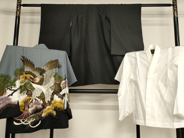 ■■■　サイズ　■■■ 【祝着】 身丈 82.5cm（肩から） 裄丈 44cm（肩上げ　2.5cm） 袖丈 49.5cm　縫込み 3cm 袖幅 27.5cm 前幅 17.5cm 後幅 21.5cm 着物縫いこみ 内揚げ 0cm （腰上げ　0...