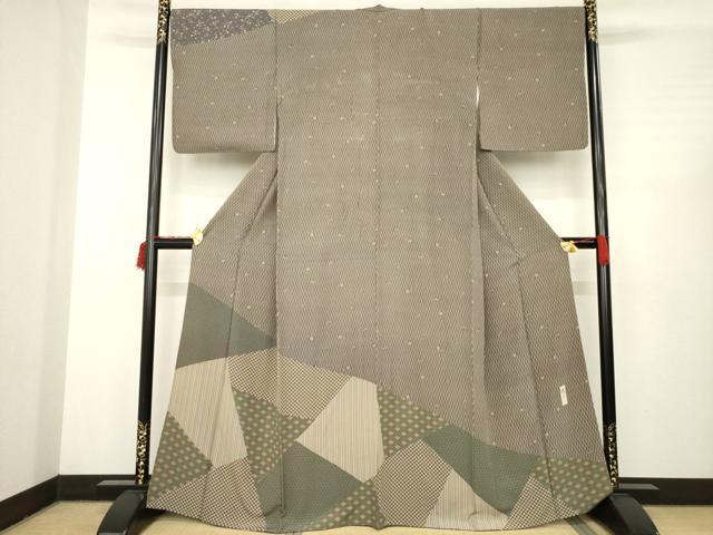 ■■■　サイズ　■■■ 身丈 164cm（肩から） 裄丈 68cm 袖丈 49cm　縫込み 3cm 袖幅 34cm 前幅 25cm 後幅 31cm 着物縫いこみ 内揚げ 1cm 裄 お袖側 約1cm　身頃側 約3cm ■■■　商品詳細　■■...