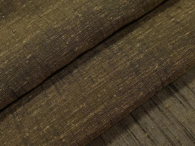 ■■■　サイズ　■■■ 身丈 147cm（肩から） 裄丈 71cm 袖丈 50cm　縫込み 3cm 袖幅 36.5cm 前幅 26.5cm 後幅 32cm 着物縫いこみ 内揚げ 6cm 裄 お袖側 約1cm　身頃側 約0cm ■■■　商品詳...