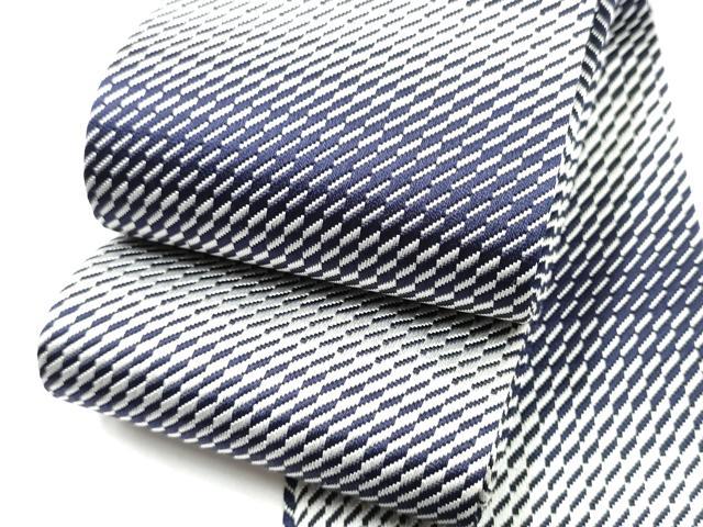 ■■■　サイズ　■■■ 長さ 414cm 幅 8.5cm程 ■■■　商品詳細　■■■ 【正絹】 状態は締めてはおりますが 特に目立ったシミ汚れなどもなく大変良い状態です。 本場筑前博多織は、福岡県福岡市博多区やその周辺で生産される絹織物です...