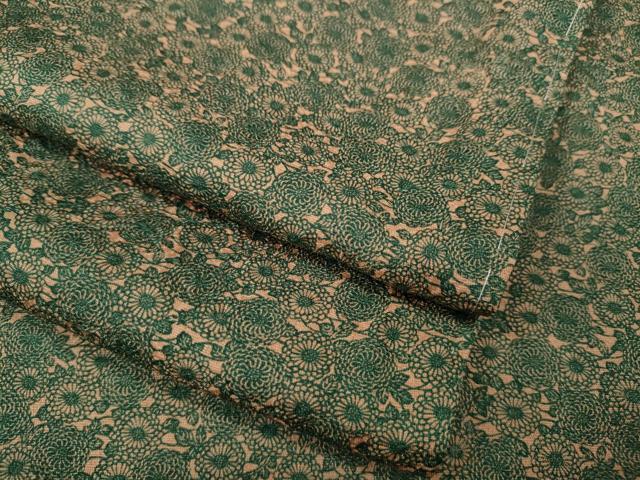 ■■■　サイズ　■■■ 身丈 150cm（肩から） 裄丈 70cm 袖丈 50cm　縫込み 5cm 袖幅 36cm 前幅 24.5cm 後幅 31cm 着物縫いこみ 内揚げ 9cm 裄 お袖側 約0cm　身頃側 約1cm ■■■　商品詳細　...