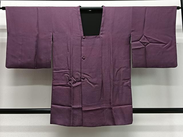 ■■■　サイズ　■■■ 身丈 87cm（肩から） 裄丈 64cm 袖丈 47cm　縫込み 3.5cm 袖幅 33cm 前幅 21cm 後幅 30.5cm 裄 お袖側 約1.5cm　身頃側 約4.5cm ■■■　商品詳細　■■■ 【正絹】 状...