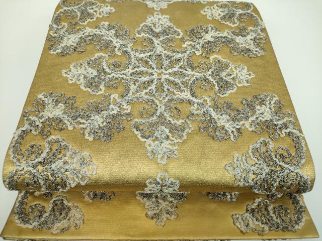 ■■■　サイズ　■■■ 長さ 438cm 幅 31cm程 ■■■　商品詳細　■■■ 【正絹】 状態は接写画像のように表地所々いに若干のスレがございますが その他特に目立ったシミ汚れなどもなく大変良い状態です。気にならない方であればそのままお...