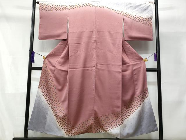 ■■■　サイズ　■■■ 身丈 149cm（肩から） 裄丈 67cm 袖丈 45cm　縫込み 5.5cm 袖幅 34cm 前幅 26cm 後幅 30.5cm 着物縫いこみ 内揚げ 0cm 裄 お袖側 約3cm　身頃側 約2cm ■■■　商品詳...