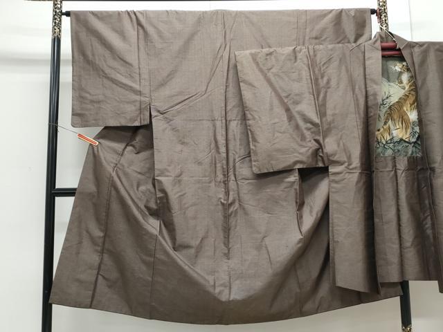 ■■■　サイズ　■■■ 【着物】 身丈 135cm（肩から） 裄丈 64cm 袖丈 51cm　縫込み 4cm 袖幅 32cm 前幅 25cm 後幅 30.5cm 着物縫いこみ 内揚げ 8cm 裄 お袖側 約3cm　身頃側 約1cm 【羽織】...