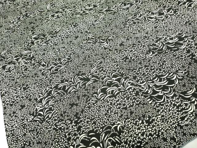 ■■■　サイズ　■■■ 身丈 155cm（肩から） 裄丈 63cm 袖丈 49cm　縫込み 6cm 袖幅 32cm 前幅 23cm 後幅 30.5cm 着物縫いこみ 内揚げ 8cm 裄 お袖側 約4cm　身頃側 約5cm ■■■　商品詳細　...