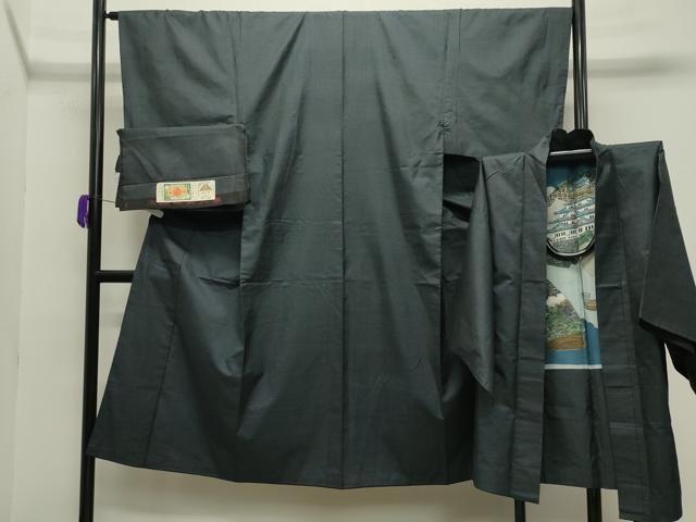 ■■■　サイズ　■■■ 【着物】 身丈 140cm（肩から） 裄丈 66.5cm 袖丈 46.5cm　縫込み 5cm 袖幅 34.5cm 前幅 26.5cm 後幅 30cm 着物縫いこみ 内揚げ 0cm 裄 お袖側 約1.5cm　身頃側 約...