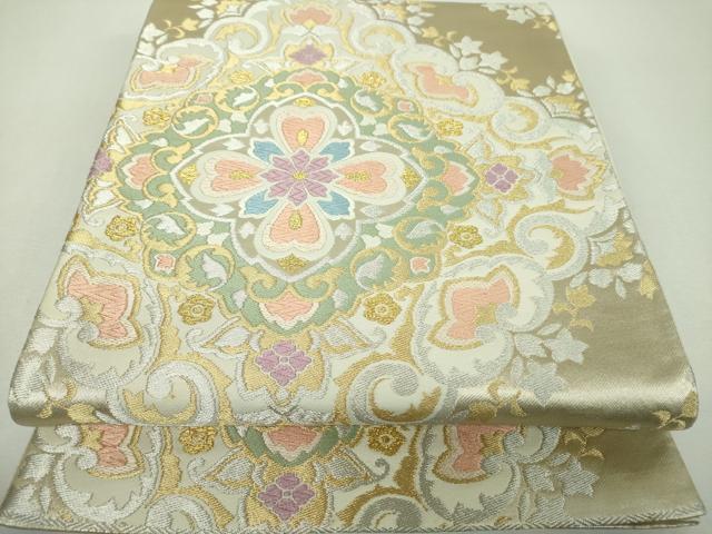 ■■■　サイズ　■■■ 長さ 446cm 幅 30.5cm程 ■■■　商品詳細　■■■ 【正絹】 状態は接写画像のように たれ先上部、裏地に若干の薄い汚れ、太鼓上部～胴回りに薄い汚れがございますが その他特に目立ったシミ汚れなどもなく大変良...