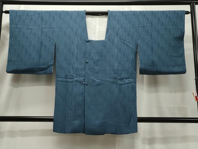 ■■■　サイズ　■■■ 身丈 87cm（肩から） 裄丈 64cm 袖丈 47cm　縫込み 7cm 袖幅 34cm 前幅 21cm 後幅 29cm 裄 お袖側 約2cm　身頃側 約2cm ■■■　商品詳細　■■■ 【正絹】 状態は特に目立った...