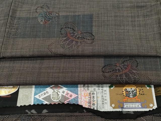 ■■■　サイズ　■■■ 身丈 161cm（肩から） 裄丈 67cm 袖丈 48cm　縫込み 5cm 袖幅 34.5cm 前幅 26cm 後幅 29.5cm 着物縫いこみ 内揚げ 2cm 裄 お袖側 約2cm　身頃側 約2.5cm ■■■　商...