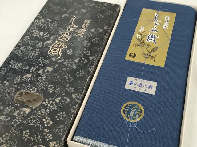 ■■■　サイズ　■■■ 長さ　　着尺分あり 幅　　　約36cm ■■■　商品詳細　■■■ 【綿・未使用】 状態は接写画像のように耳部分に薄い汚れがございます。 徳島県の伝統的な綿織物で、 国によって伝統的工芸品に指定されている阿波しじら織。...