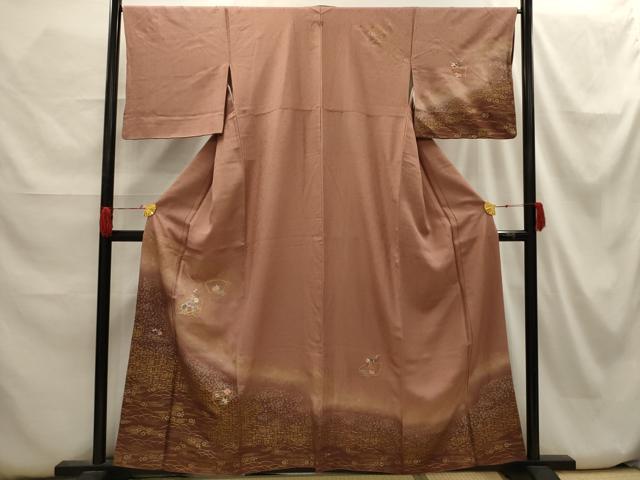 ■■■　サイズ　■■■ 身丈 156cm（肩から） 裄丈 67.5cm 袖丈 46cm　縫込み 5cm 袖幅 34cm 前幅 24.5cm 後幅 30.5cm 着物縫いこみ 内揚げ 12cm 裄 お袖側 約1.5cm　身頃側 約1.5cm ...