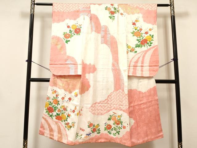 ■■■　サイズ　■■■ 【祝着】 身丈 135.5cm（肩から） 裄丈 52cm（肩上げ　4.5cm） 袖丈 73cm　縫込み 2cm 袖幅 32cm 前幅 21cm 後幅 27cm 着物縫いこみ 内揚げ　3.5cm （腰上げ　0cm） 裄...