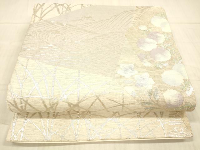 ■■■　サイズ　■■■ 長さ 410cm 幅 30.5cm程 ■■■　商品詳細　■■■ 【正絹】 状態は接写画像のように表地所々・裏地に薄い汚れがございます。 大変上質な逸品になりますのでぜひお手入れをされてお召しになられてはいかがでしょう...