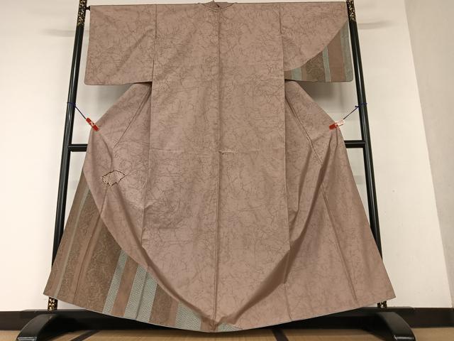 ■■■　サイズ　■■■ 身丈 159cm（肩から） 裄丈 66cm 袖丈 47.5cm　縫込み 3cm 袖幅 34cm 前幅 27.5cm 後幅 32cm 着物縫いこみ 内揚げ 3cm 裄 お袖側 約3cm　身頃側 約2.5cm ■■■　商...