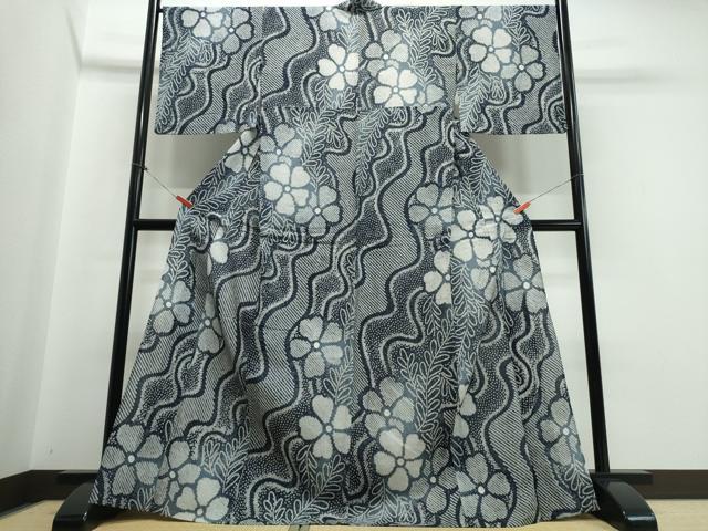 ■■■　サイズ　■■■ 身丈 170cm（肩から） 裄丈 69.5cm 袖丈 48cm　縫込み 3cm 袖幅 36cm 前幅 23.5cm 後幅 31.5cm 着物縫いこみ 内揚げ 0cm 裄 お袖側 約1cm　身頃側 約1cm ■■■　商...