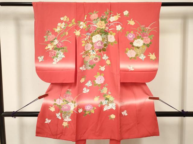 ■■■　サイズ　■■■ 【祝着】 身丈 98.5cm（肩から） 裄丈 43.5cm（肩上げ　1cm） 袖丈 56cm　縫込み 2cm 袖幅 29.5cm 前幅 14.5cm 後幅 16cm 着物縫いこみ 内揚げ 0cm （腰上げ　0cm） ...