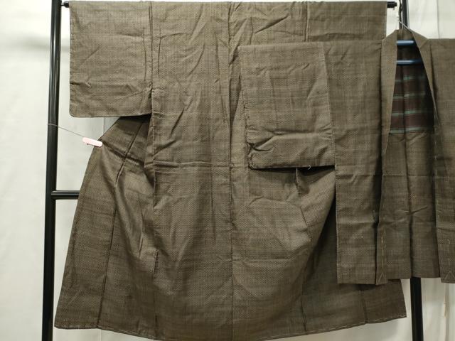 ■■■　サイズ　■■■ 【着物】 身丈 138.5cm（肩から） 裄丈 64cm 袖丈 48cm　縫込み 4.5cm 袖幅 31.5cm 前幅 22.5cm 後幅 29.5cm 着物縫いこみ 内揚げ 3cm 裄 お袖側 約3cm　身頃側 約...