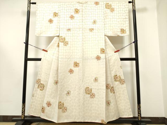 ■■■　サイズ　■■■ 身丈 153.5cm（肩から） 裄丈 62.5cm 袖丈 47.5cm　縫込み 3.5cm 袖幅 32cm 前幅 24.5cm 後幅 29.5cm 着物縫いこみ 内揚げ 2.5cm 裄 お袖側 約3cm　身頃側 約3...