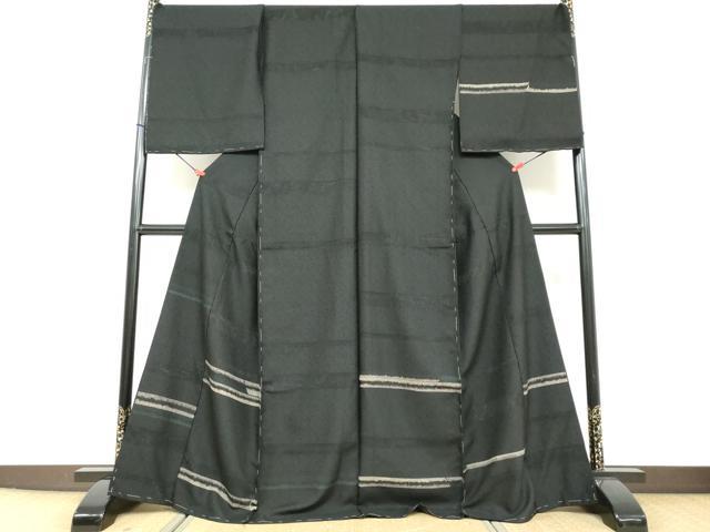 ■■■　サイズ　■■■ 反幅　37.5cm　　　八掛無し ※ご自身でお好みのサイズに仕立ててお召になっていただけます。 ■■■　商品詳細　■■■ 【正絹・未使用】 状態は接写画像のように右袖後・衿に薄い汚れがございますが その他特に目立った...