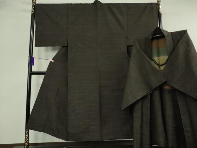 ■■■　サイズ　■■■ 【着物】 身丈 145.5cm（肩から） 裄丈 70cm 袖丈 50cm 袖幅 35cm 前幅 28.5cm 後幅 31.5cm 着物縫いこみ 内揚げ 11cm 裄 お袖側 約 3.5cm　身頃側 約 3cm 【羽織...