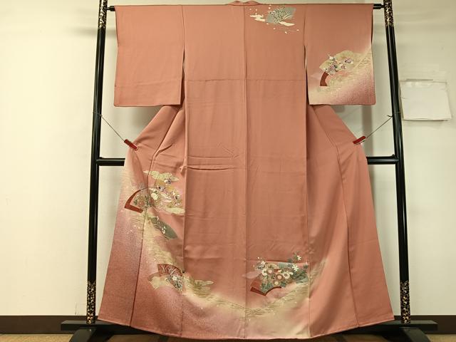 ■■■　サイズ　■■■ 身丈 158.5cm（肩から） 裄丈 62cm 袖丈 52cm　縫込み 5cm 袖幅 32.5cm 前幅 22.5cm 後幅 28.5cm 着物縫いこみ 内揚げ 8cm 裄 お袖側 約3.5cm　身頃側 約5cm ■...