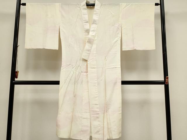 ■■■　サイズ　■■■ 身丈 126cm（肩から） 裄丈 64cm 袖丈 47cm　縫込み 3cm 袖幅 32cm 前幅 24.5cm 後幅 31cm 着物縫いこみ 内揚げ 0cm 裄 お袖側 約3.5cm　身頃側 約1.5cm ■■■　商...