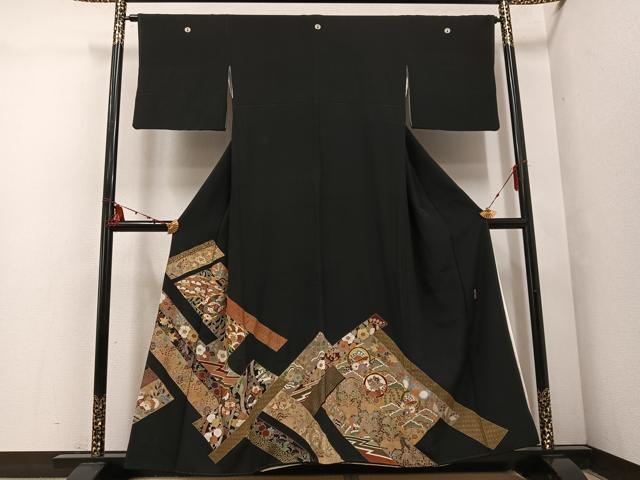 ■■■　サイズ　■■■ 身丈 153cm（肩から） 裄丈 64cm 袖丈 44cm　縫込み 5cm 袖幅 32cm 前幅 23.5cm 後幅 29.5cm 着物縫いこみ 内揚げ 5cm 裄 お袖側 約2cm　身頃側 約1cm ■■■　商品詳...