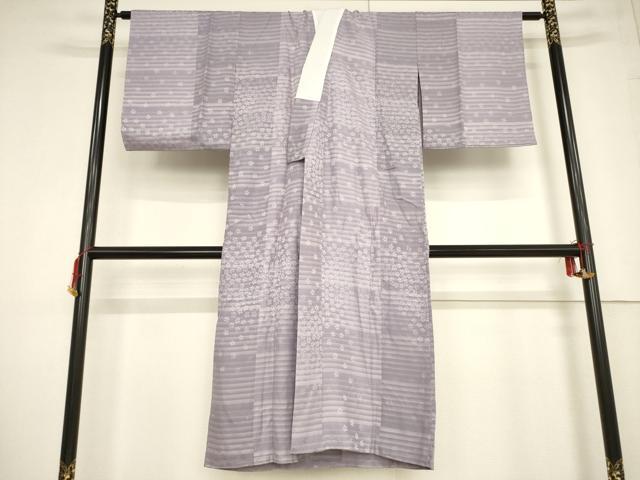 ■■■　サイズ　■■■ 身丈 133cm（肩から） 裄丈 67.5cm 袖丈 48cm　縫込み 3cm 袖幅 33cm 前幅 31.5cm 後幅 35cm 着物縫いこみ 内揚げ 0cm 裄 お袖側 約2cm　身頃側 約8cm ■■■　商品詳...