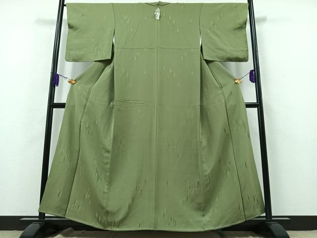 ■■■　サイズ　■■■ 身丈 158cm（肩から） 裄丈 67cm 袖丈 47cm　縫込み 5cm 袖幅 33cm 前幅 26cm 後幅 30cm 着物縫いこみ 内揚げ 0cm 裄 お袖側 約2cm　身頃側 約1.5cm ■■■　商品詳細　...