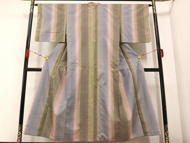 ■■■　サイズ　■■■ 身丈 147cm（肩から） 裄丈 63cm 袖丈 47.5cm　縫込み 4cm 袖幅 32cm 前幅 24.5cm 後幅 27.5cm 着物縫いこみ 内揚げ 6cm 裄 お袖側 約4cm　身頃側 約3cm ■■■　商...