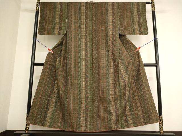 ■■■　サイズ　■■■ 身丈 150.5cm（肩から） 裄丈 61.5cm 袖丈 44cm　縫込み 5.5cm 袖幅 31.5cm 前幅 24cm 後幅 31cm 着物縫いこみ 内揚げ 0cm 裄 お袖側 約2.5cm　身頃側 約1.5cm...