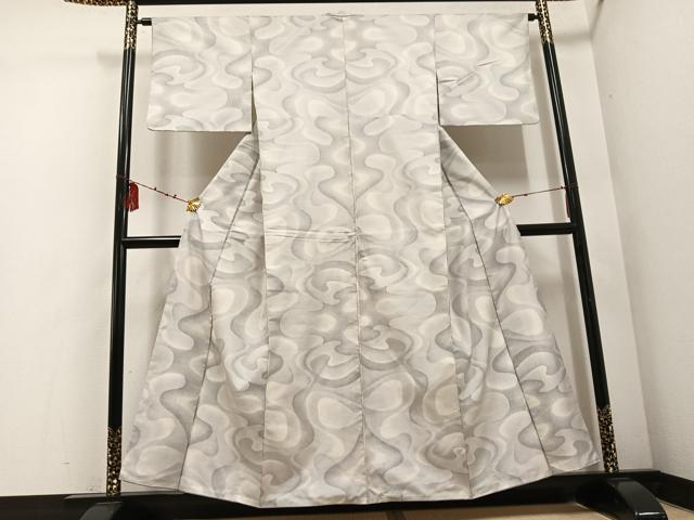 ■■■　サイズ　■■■ 身丈 155.5cm（肩から） 裄丈 63cm 袖丈 42.5cm　縫込み 5cm 袖幅 31.5cm 前幅 24cm 後幅 29cm 着物縫いこみ 内揚げ 4cm 裄 お袖側 約4cm　身頃側 約3cm ■■■　商...
