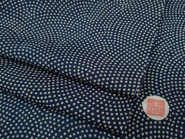 ■■■　サイズ　■■■ 身丈 163cm（肩から） 裄丈 63.5cm 袖丈 45cm　縫込み 7cm 袖幅 33cm 前幅 21cm 後幅 28cm 着物縫いこみ 内揚げ 2cm 裄 お袖側 約3cm　身頃側 約3.5cm ■■■　商品詳...