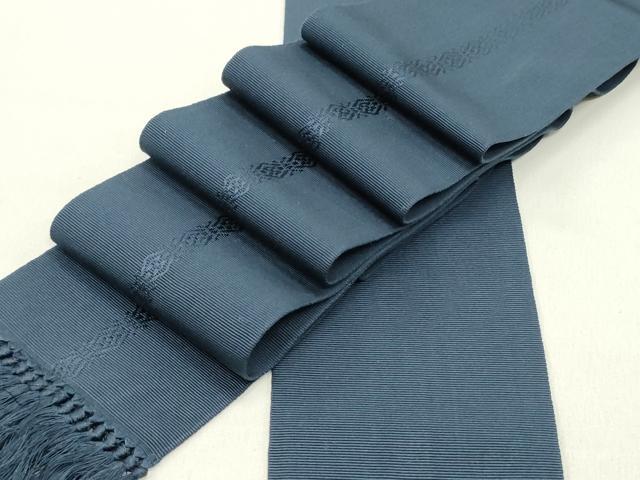 ■■■　サイズ　■■■ 長さ 424cm 幅 9cm程 ■■■　商品詳細　■■■ 【正絹】 状態は接写画像のように裏地、表地に汚れがございますが その他特に目立ったシミ汚れなどもなく大変良い状態です。 本場筑前博多織は、 福岡県福岡市博多区...