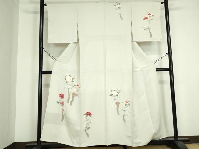 ■■■　サイズ　■■■ 身丈 156cm（肩から） 裄丈 62cm 袖丈 47cm　縫込み 3cm 袖幅 32cm 前幅 24cm 後幅 28cm 着物縫いこみ 内揚げ 4cm 裄 お袖側 約2.5cm　身頃側 約4cm ■■■　商品詳細　...