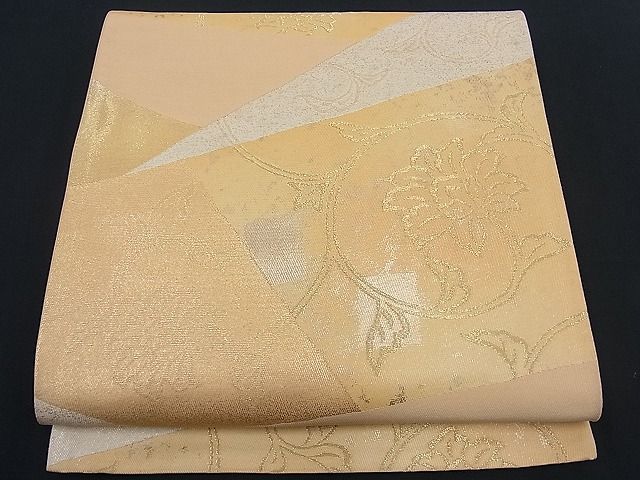 ■■■　サイズ　■■■ 長さ 422cm 幅 31cm程 ■■■　商品詳細　■■■ 【正絹・芯なし】状態は接写画像のように前柄から手先にかけて折れ山の薄い汚れ、柄止まりに薄い汚れがございますがその他特に目立ったシミ汚れなどもなく大変良い状態...