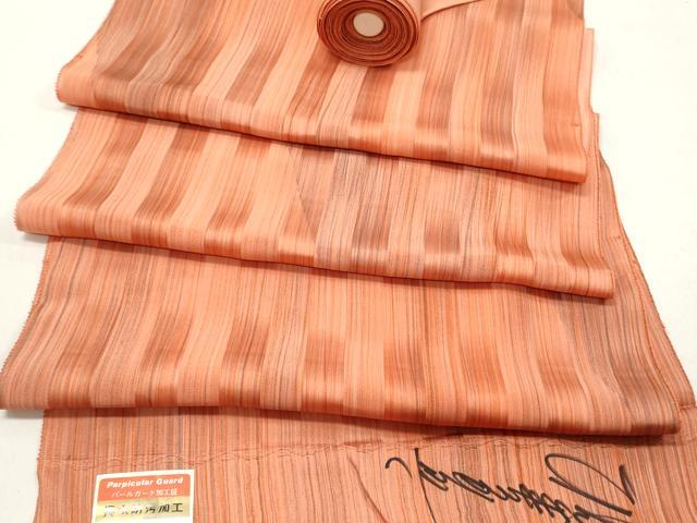 ■■■　サイズ　■■■ 長さ　　着尺分あり 幅　　　約36cm ■■■　商品詳細　■■■ 【正絹・未使用】 状態は特に目立ったシミ汚れなどもなく大変良い状態です。 大変上質な逸品になります。 お安く出品致しますので、是非この機会にいかがでし...