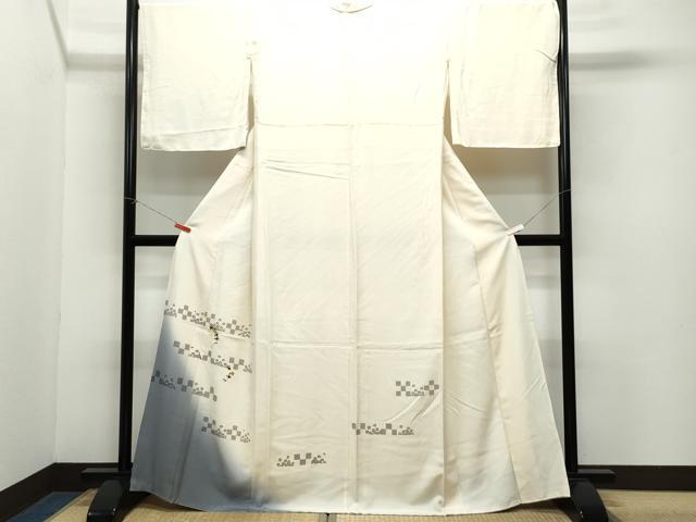 ■■■　サイズ　■■■ 身丈 164.5cm（肩から） 裄丈 68.5cm 袖丈 48.5cm　縫込み 6cm 袖幅 35.5cm 前幅 25cm 後幅 30.5cm 着物縫いこみ 内揚げ 7.5cm 裄 お袖側 約1.5cm　身頃側 約1...