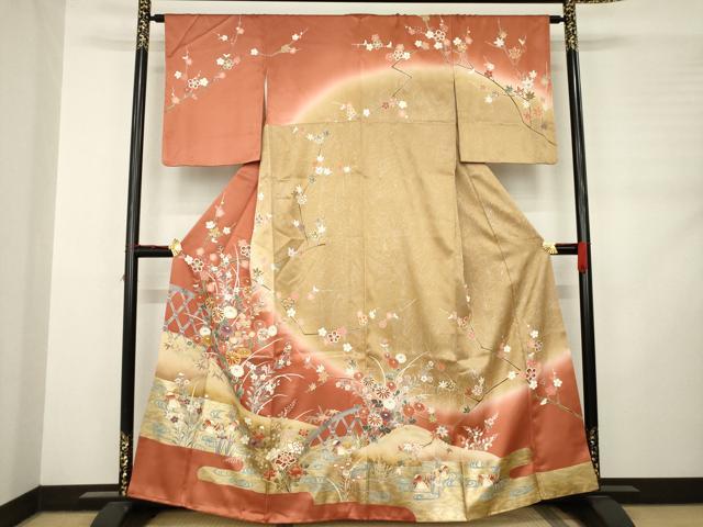 ■■■　サイズ　■■■ 身丈 160cm（肩から） 裄丈 63cm 袖丈 52cm　縫込み 7cm 袖幅 32cm 前幅 25cm 後幅 30cm 着物縫いこみ 内揚げ 8.5cm 裄 お袖側 約1cm　身頃側 約3cm ■■■　商品詳細　...