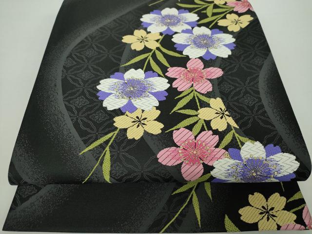 ■■■　サイズ　■■■ 長さ 446cm 幅 31cm程 ■■■　商品詳細　■■■ 【正絹】 状態は締めてはおりますが 特に目立ったシミ汚れなどもなく大変良い状態です。 大変上質な逸品になります。 お安く出品致しますので、是非この機会にいか...